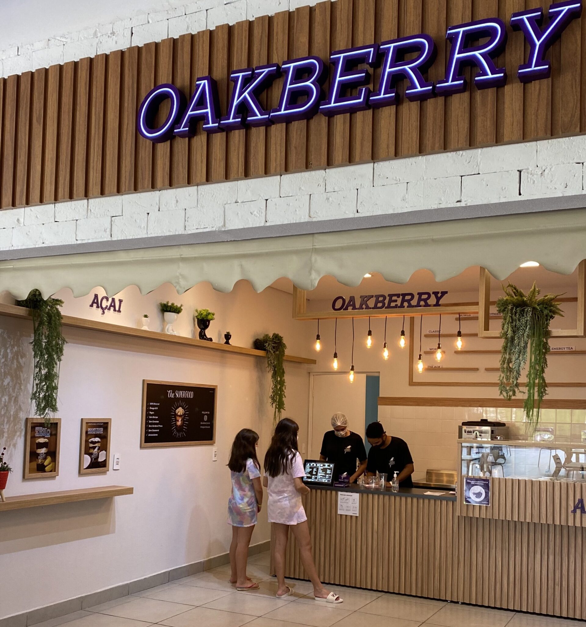 OAKBERRY inaugura unidade em Olímpia - Malu Visita
